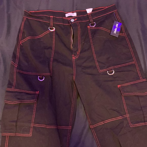 Hot Topic | Pants & Jumpsuits | Hot Topic Aphrodite Cargo Carpenter Red Contrast Stitch Pants ...